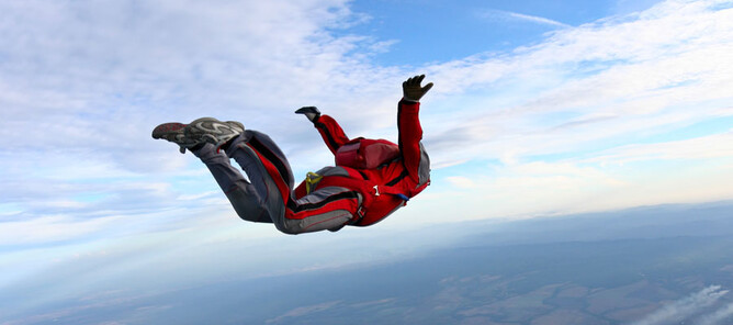 How to be the best guy jumping out of a plane | My Mortgage